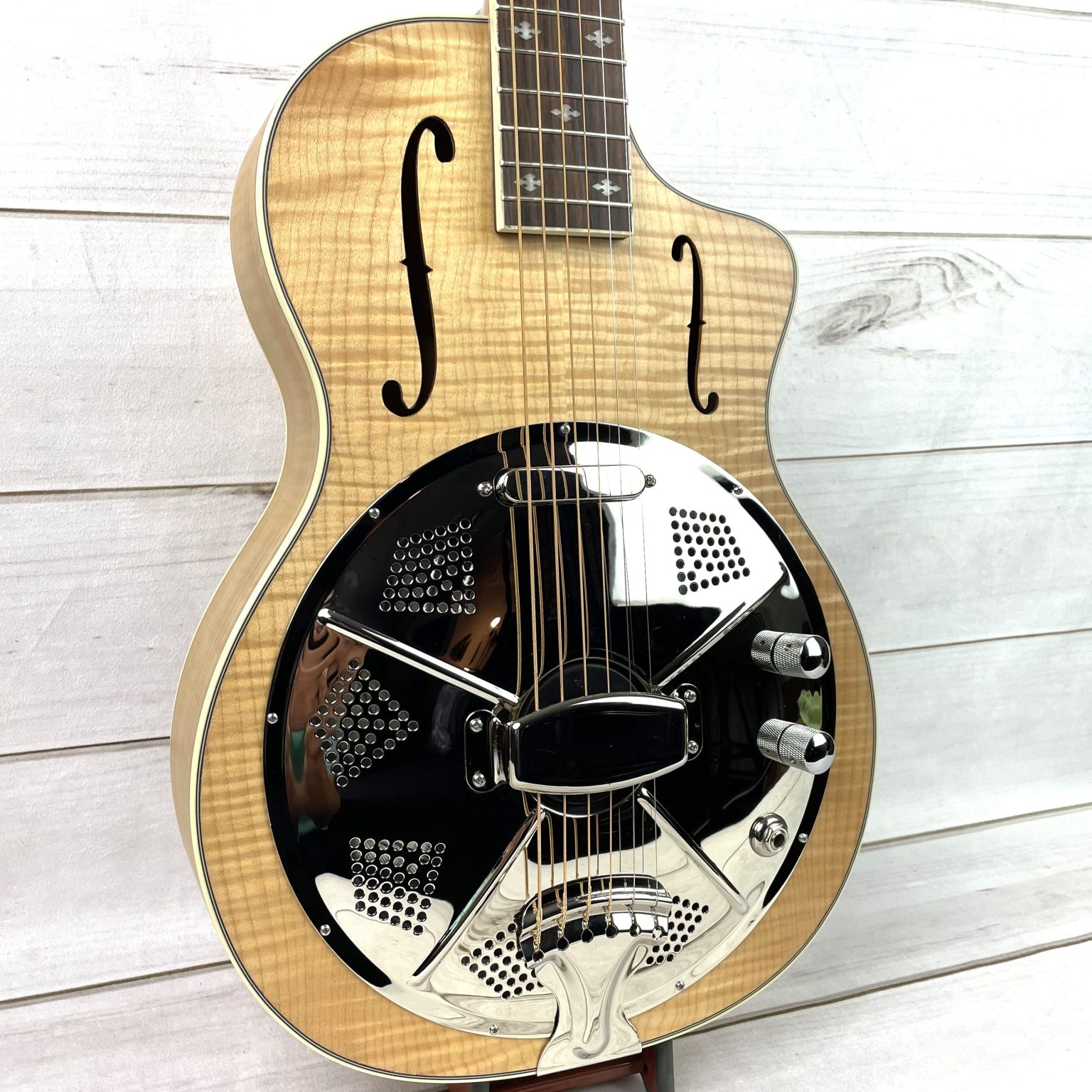 Royall Resonators - The Royall Resonator Co.