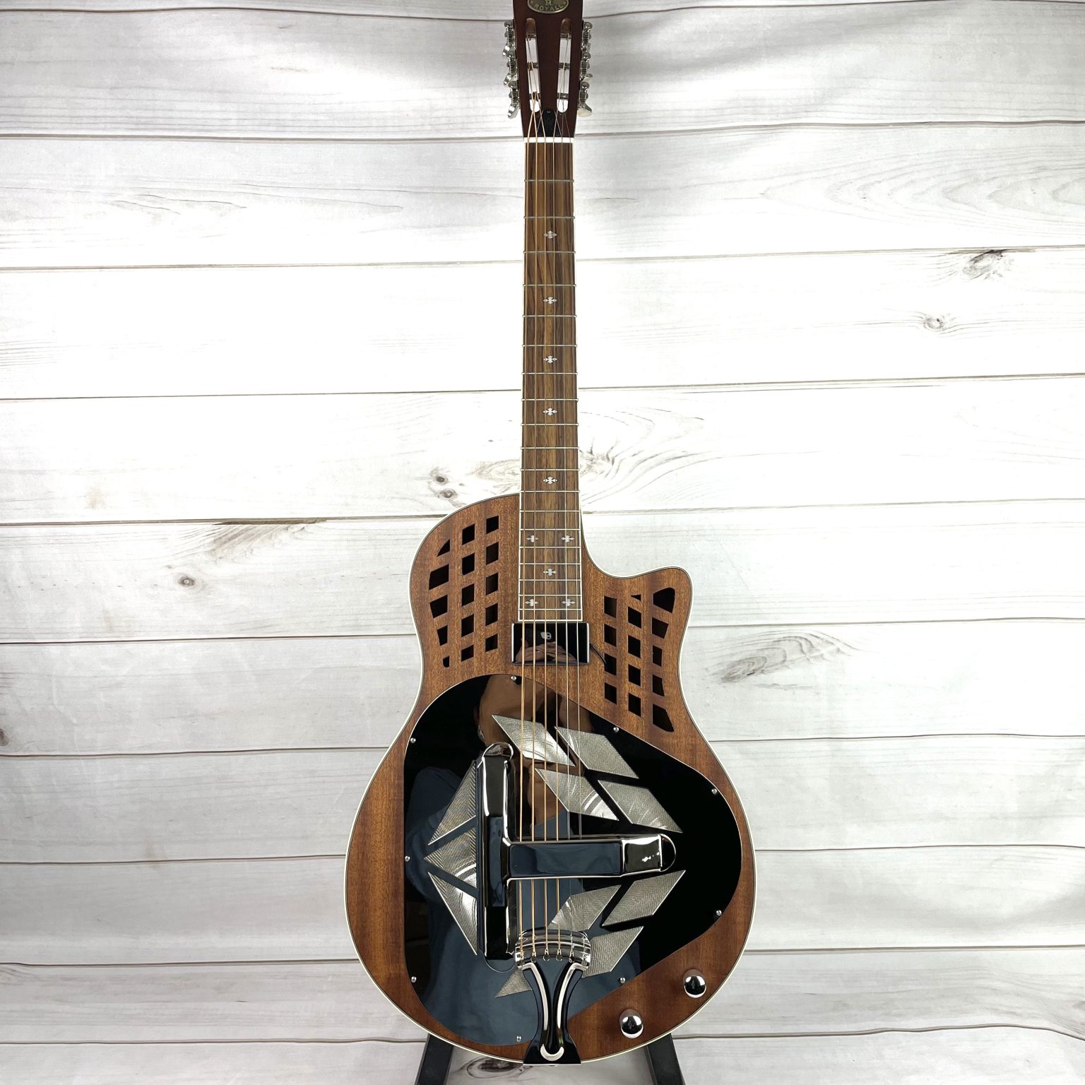 Royall Resonators Koa Tricone Cutaway Resonator With Wide Range Ultra ...