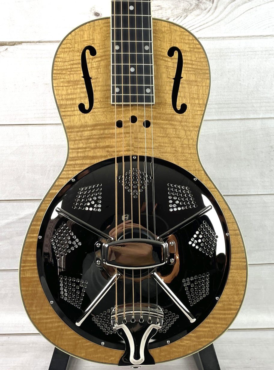 Royall Natural Flame Maple Parlorator Resonator Guitar Matte Finish ...