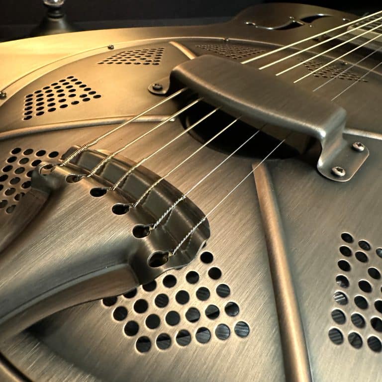 Royall FB Blues Hound Aged Burnished Copper Finish 14 Fret Single Cone ...