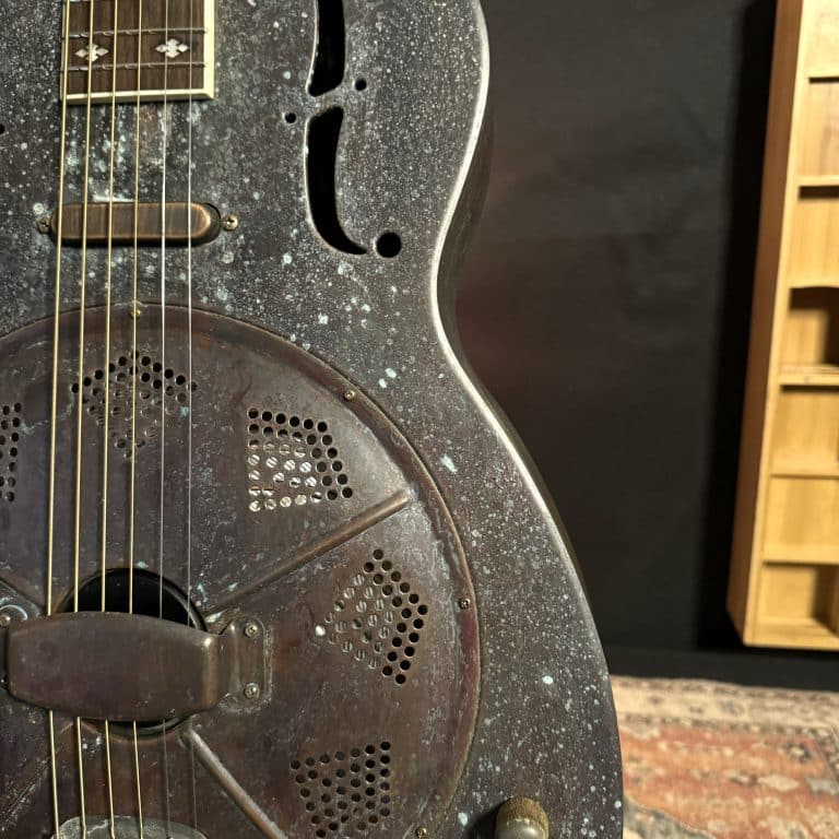 Royall FB Blues Hound Water Relic Blue Copper Finish 14 Fret Single ...