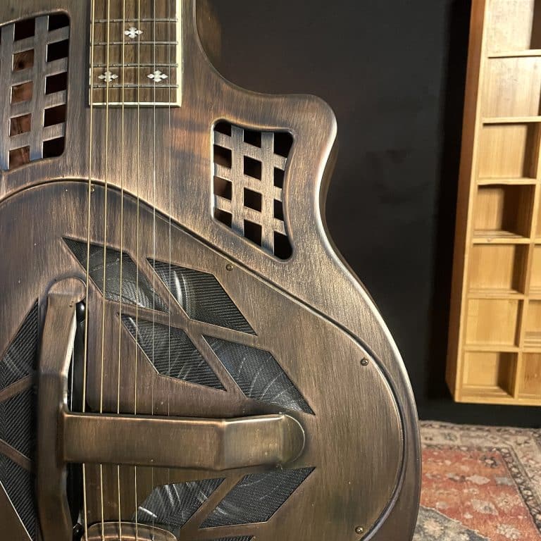 Royall Trifecta Relic Fire Burnished Copper 14 Fret Cutaway Brass ...