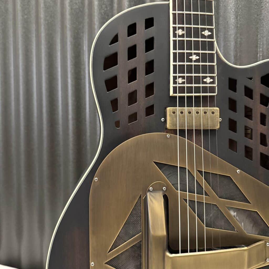 Royall 231856 Trifonium Cutaway Mahogany "Rotty" Finish Tricone ...